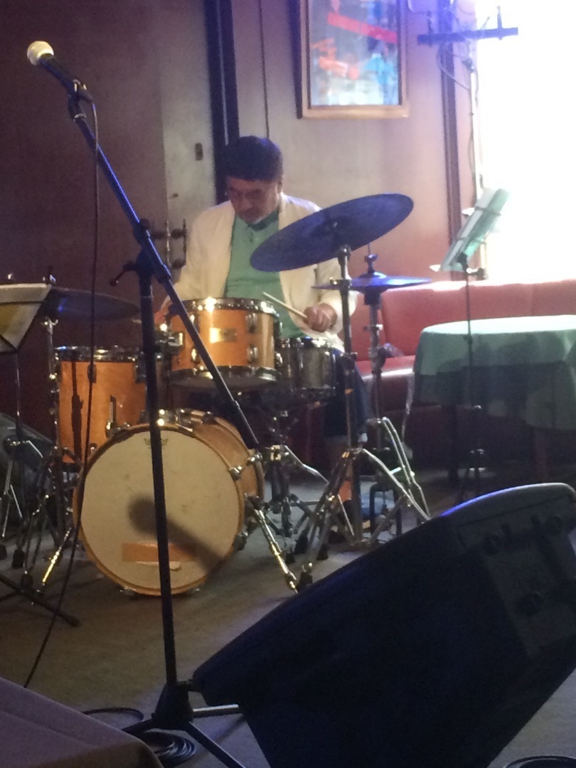 ジャズライブ: ふるふるローズ